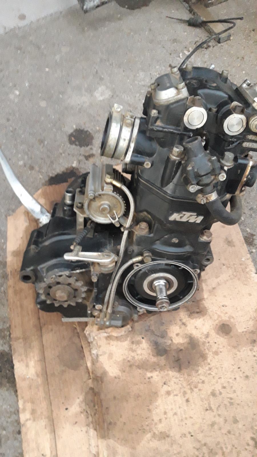 motor agregat ktm lc4 sc 400 1998