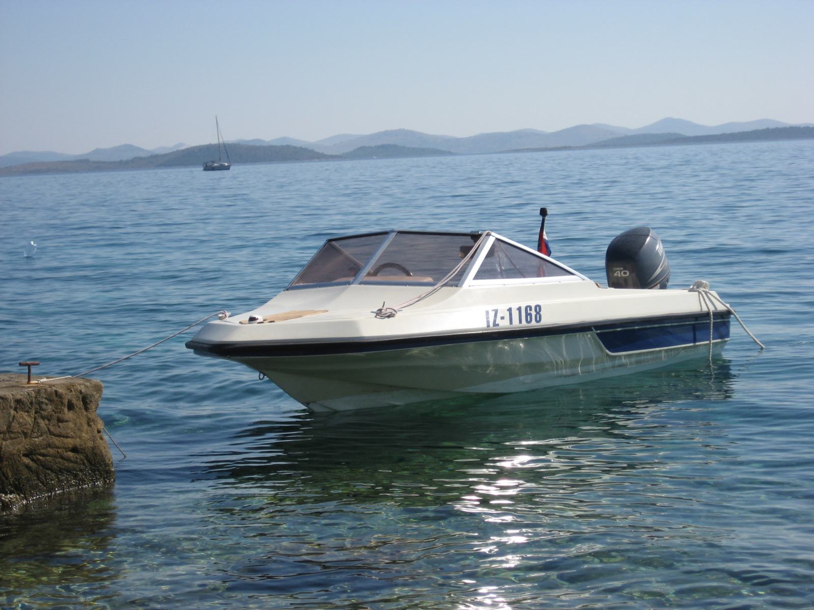 Čoln/gliser Elan GT 435 S, Yamaha 40