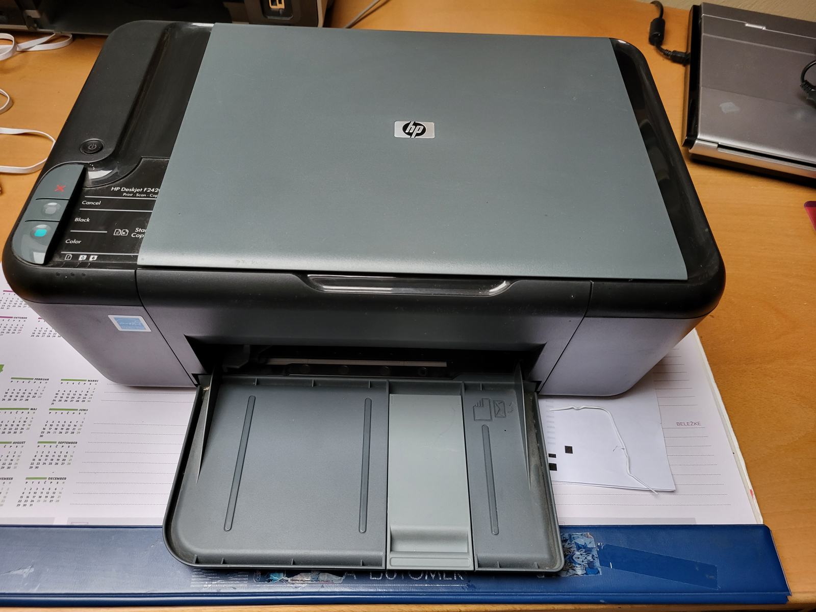 Tiskalnik HP Deskjet F2400 All in one Series
