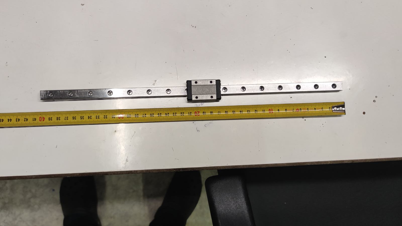 Linearno vodilo 12mm 400mm