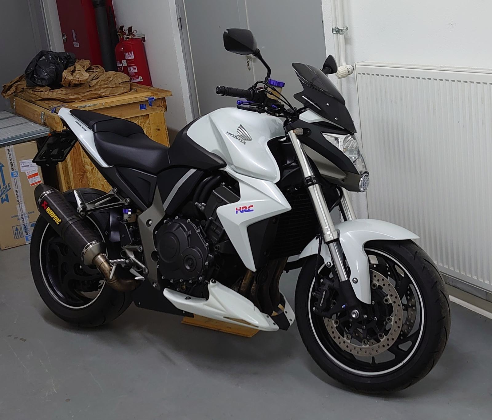 Honda CB1000R - Akrapović, 2010 l.
