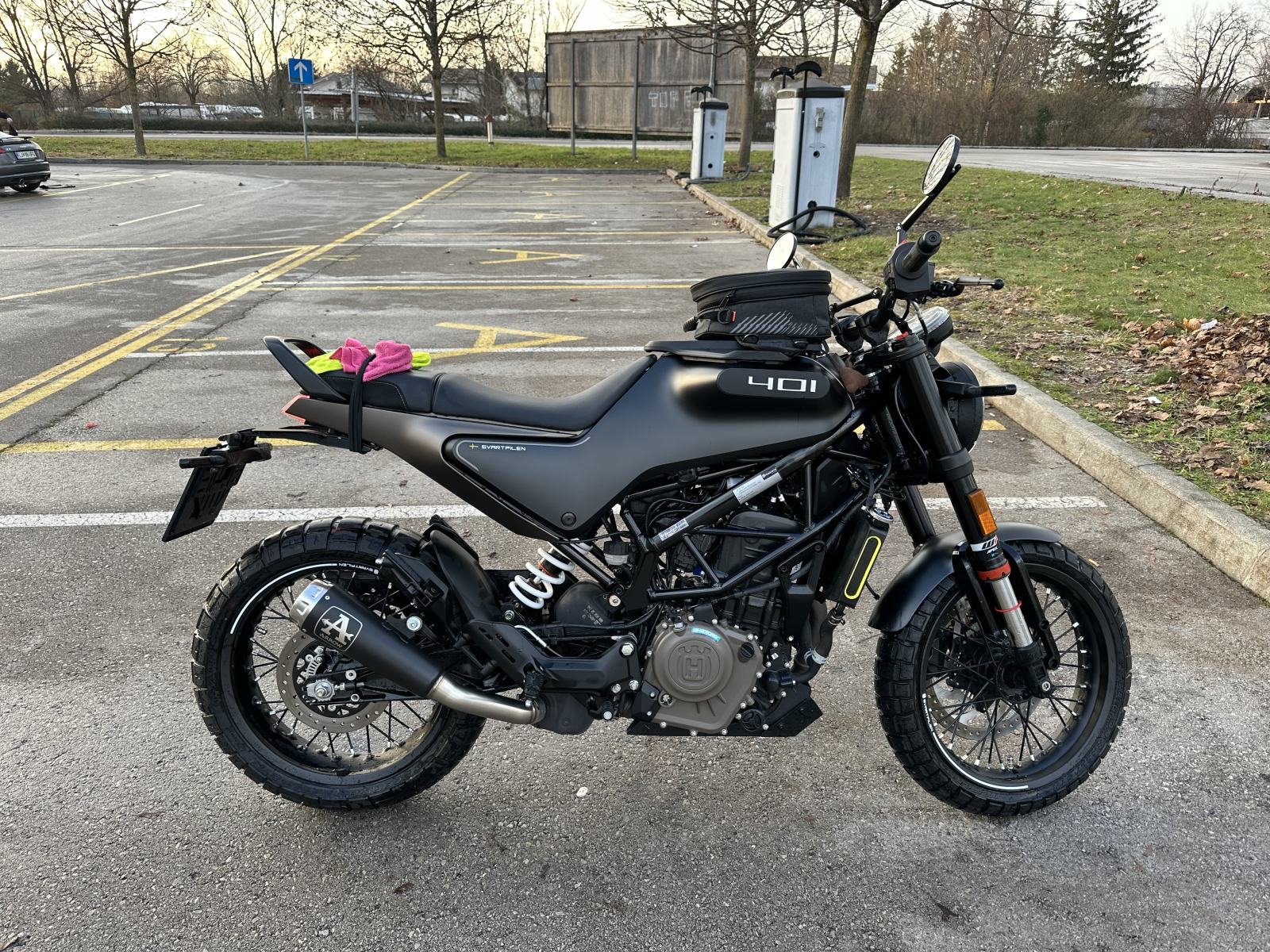 Husqvarna Svartpilen 401 370 cm3, 2023 l.