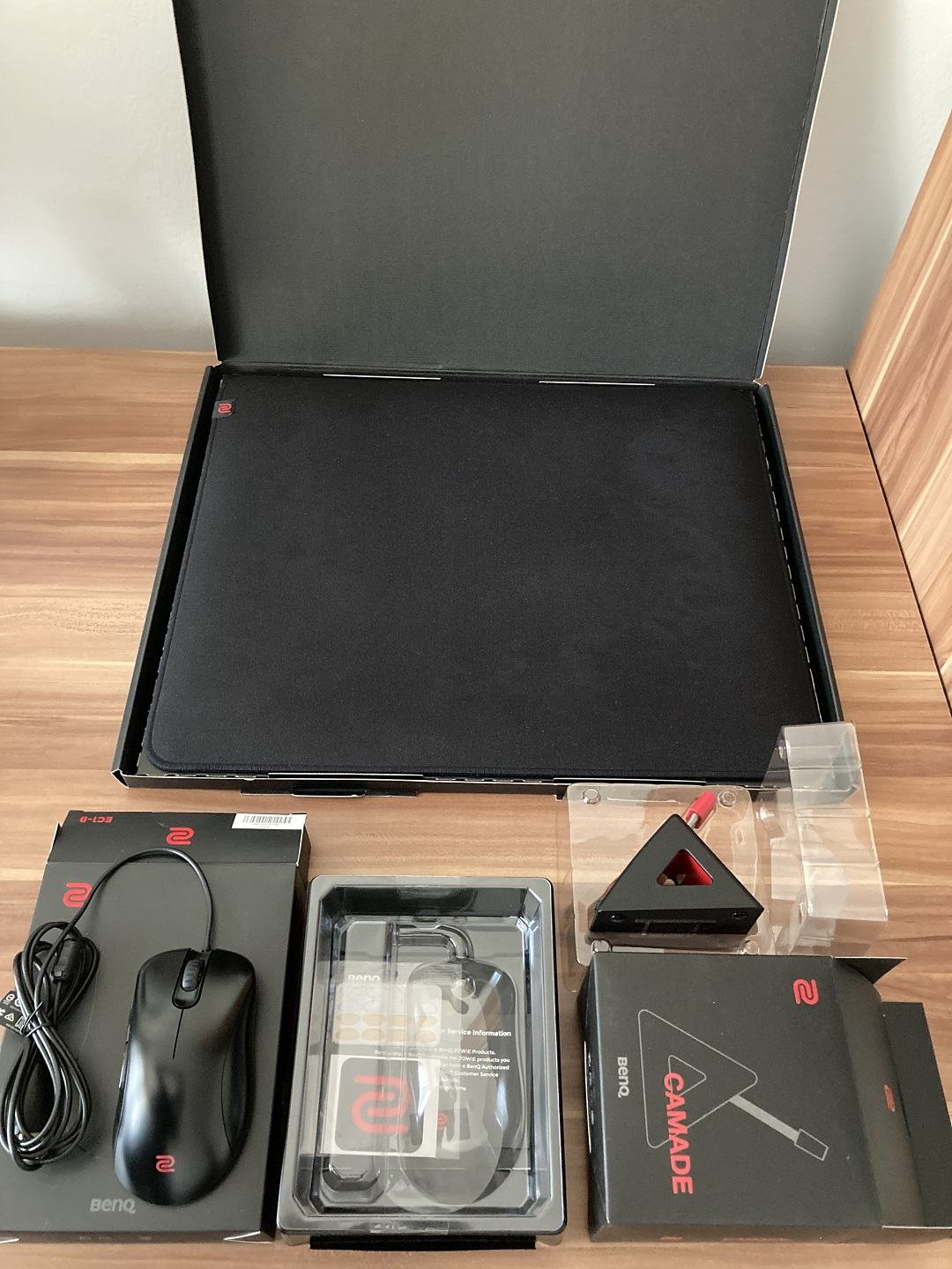 Zowie miška EC1-B, podloga GTF-X in organizator kablov Camade