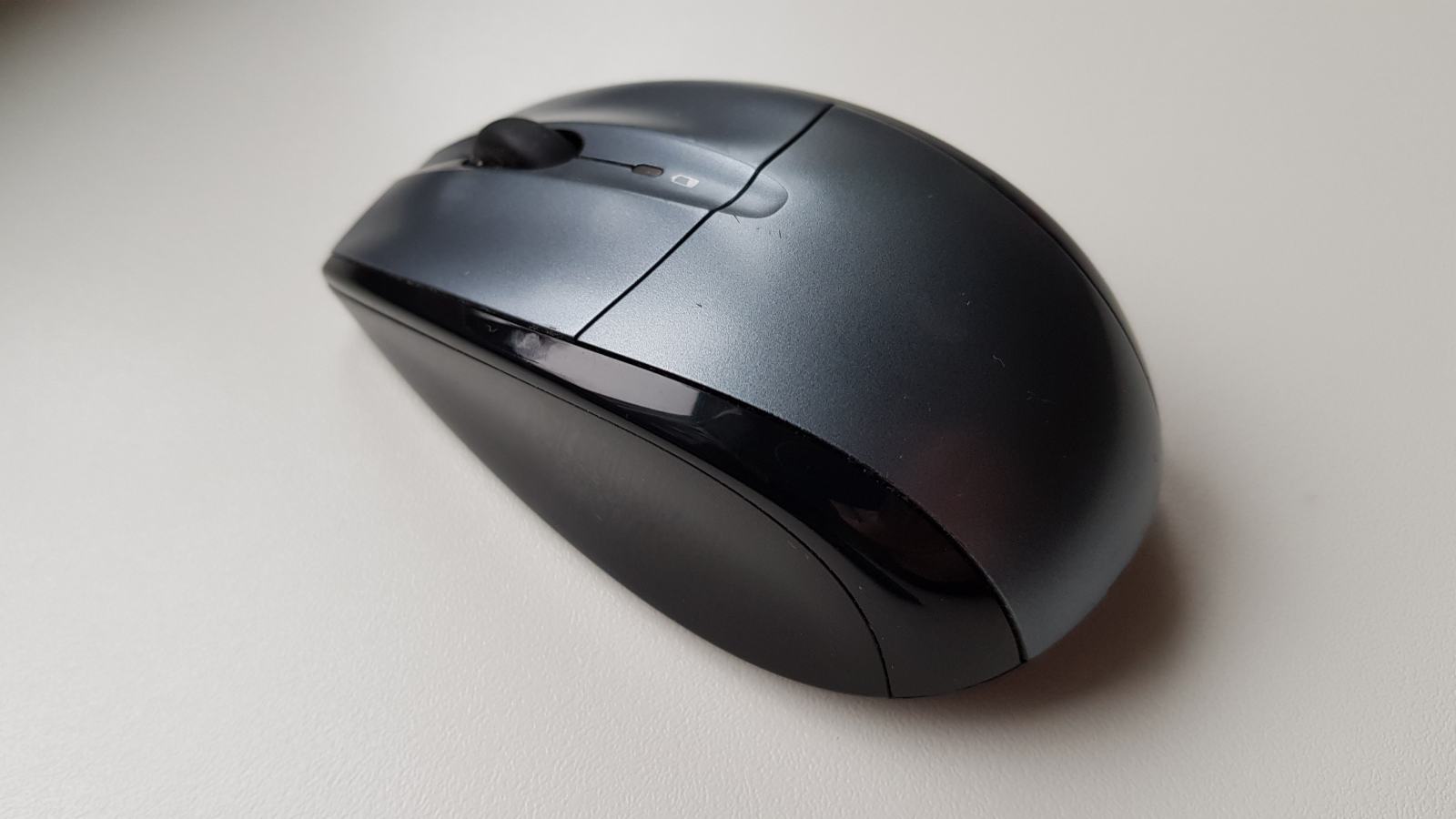 Komplet TIPKOVNICA + MIŠKA Logitech Cordless Desktop S520