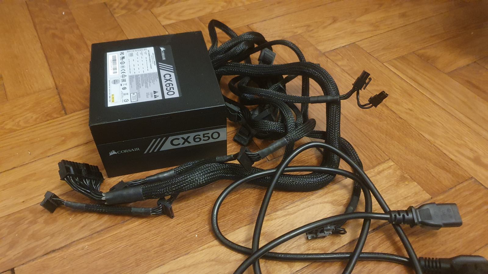 Corsair CX Series™ CX650 — 650 Watt 80 PLUS® Bronze Certified ATX PSU