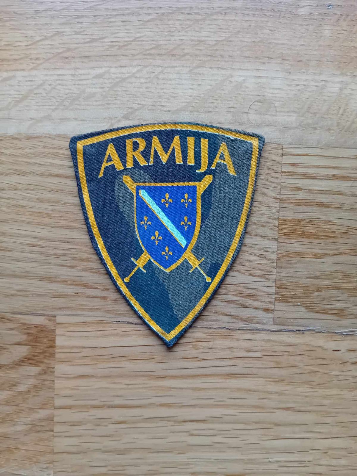 Armija BiH, našitek