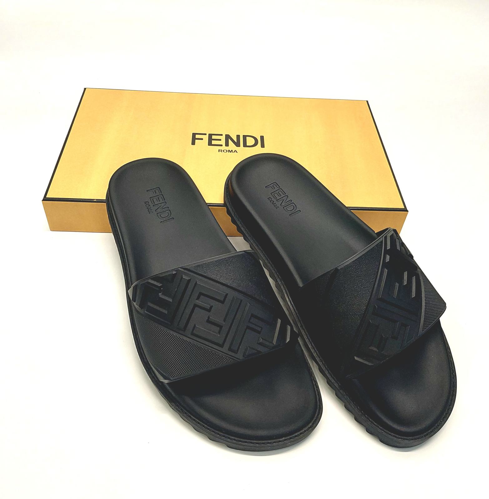 Fendi Roma Slide TPU FF Diagonale Nero št. 43