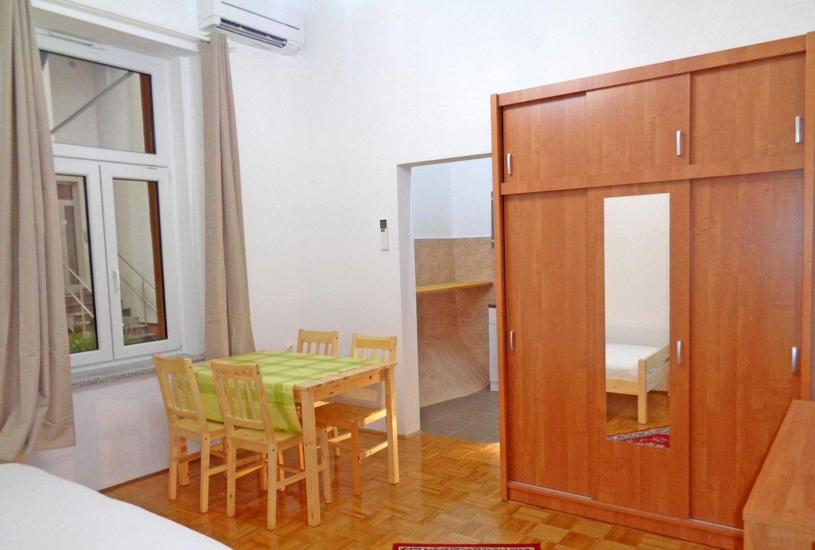 GARSONJERO V CENTRU MURSKE SOBOTE ODDAM V NAJEM (oddaja)