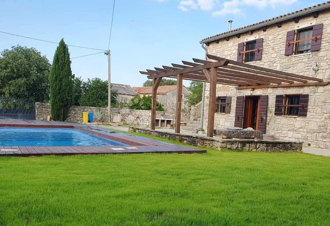 Hiša Jural, Kanfanar, 128m2 (prodaja)