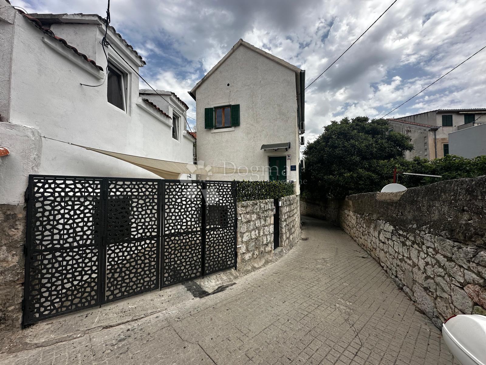 Hiša Varoš, Split, 128,60m2 (prodaja)