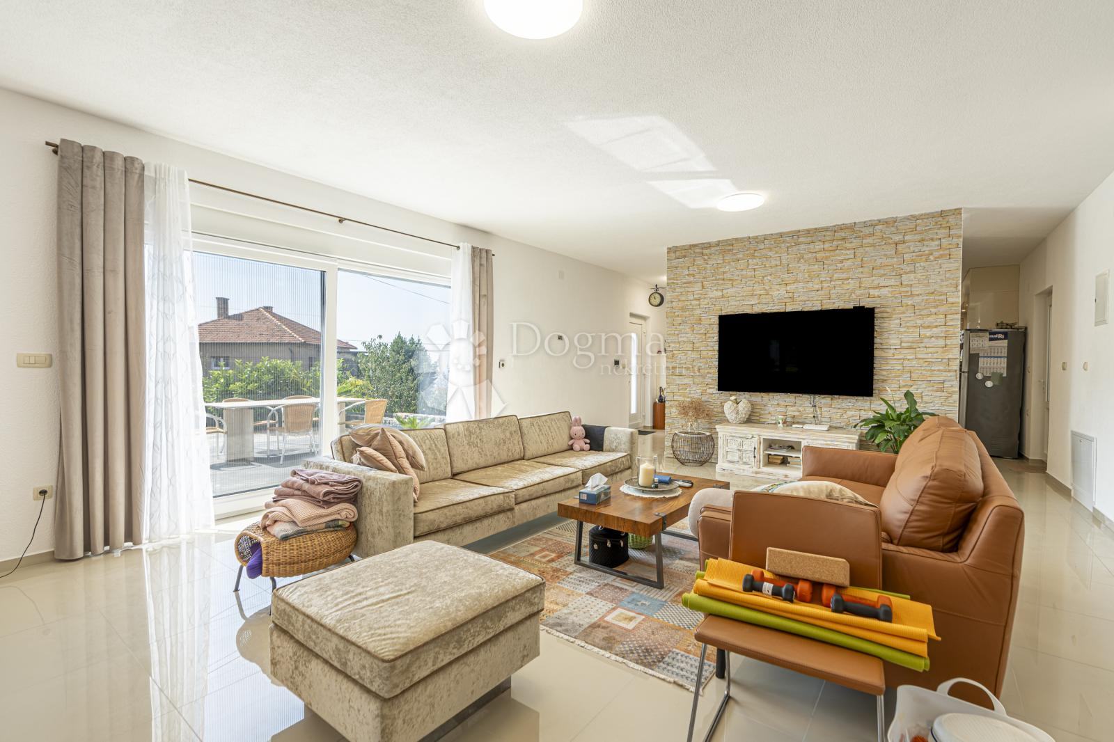 Hiša Zamet, Rijeka, 240m2 (prodaja)