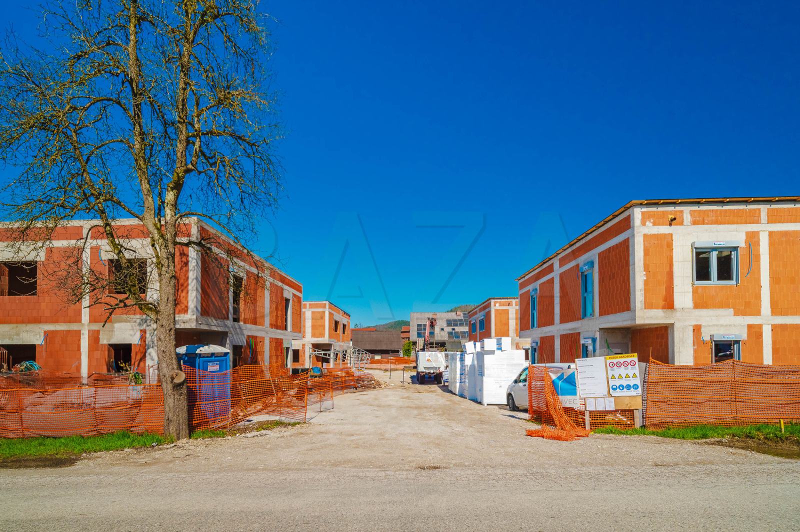 Lokacija hiše: Ljubljana Sostro, 150.00 m2 (prodaja)