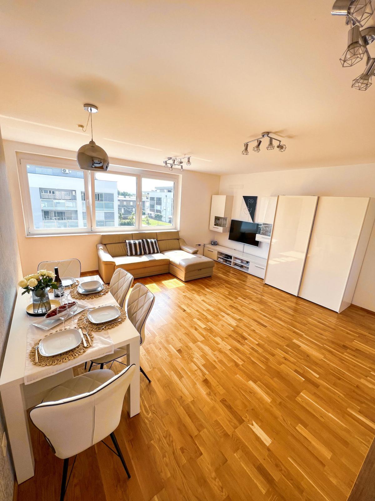 Lokacija stanovanja: Rače (oddaja)