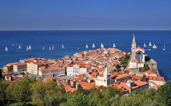 Gradbeno ZemljiŠČe Slovenska Obala Lucija Kupim