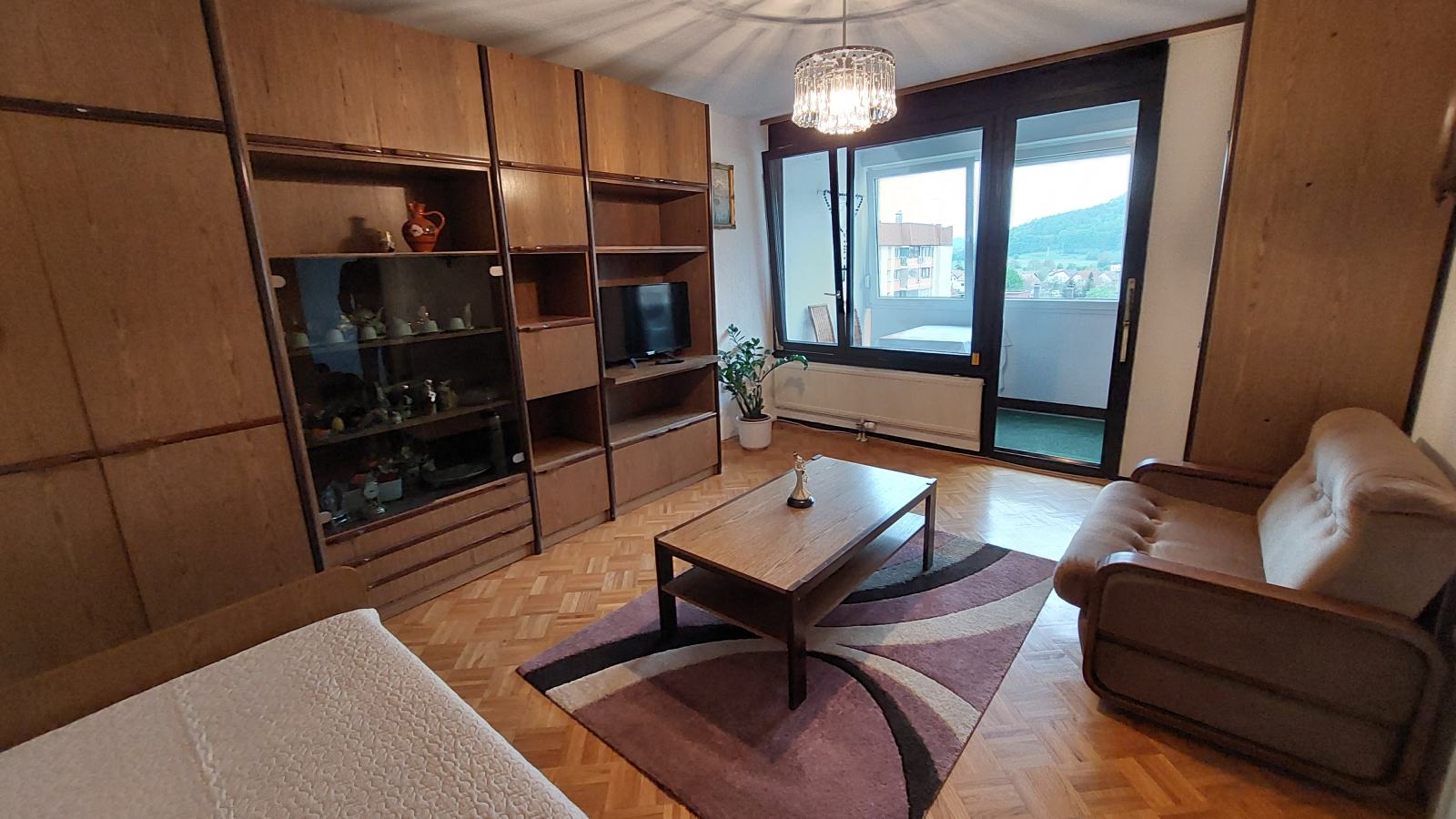 MARIBOR, TABOR, ENOSOBNO, 45m2, OPREMLJENO, LOŽA, ODDAMO (oddaja)