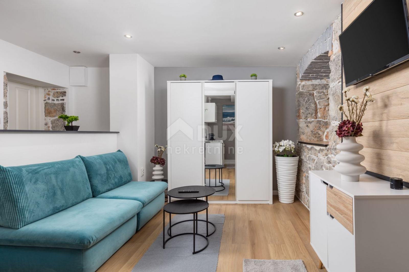 OPATIJA, LOVRAN - očarljivo stanovanje 25m2, druga vrsta do morja, nov ...