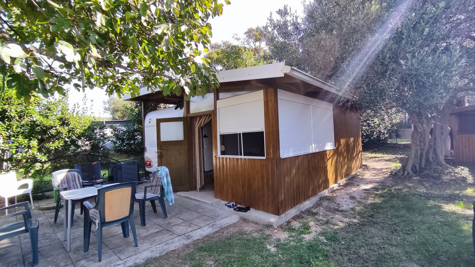 Počitniška prikolica Buerstner Ventana 540 TK v pavšalu