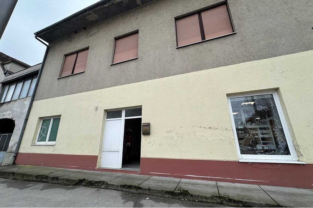 Poslovno-Stanovanjski Objekt v Središču Šmarja (prodaja)