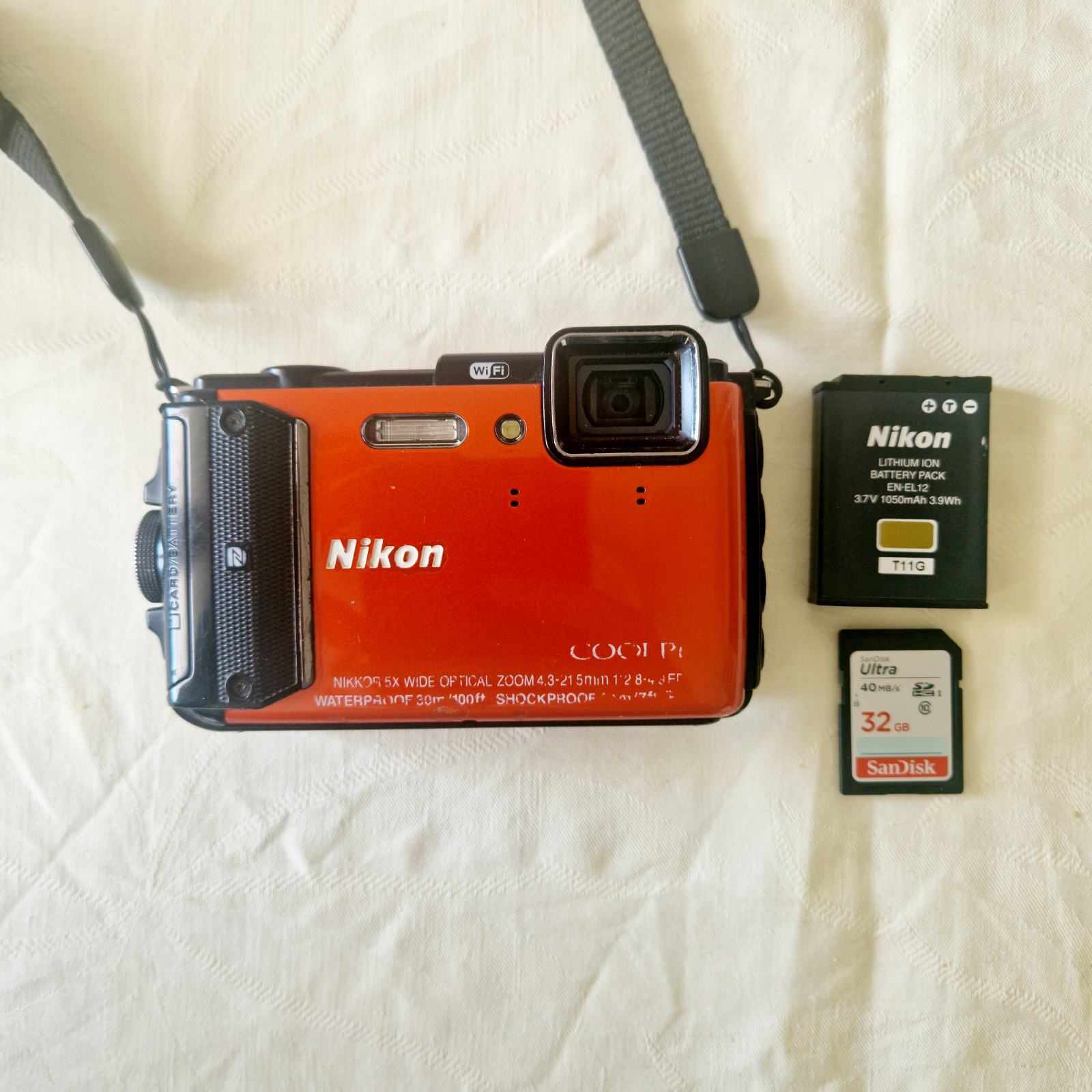 Nikon Coolpix AW130