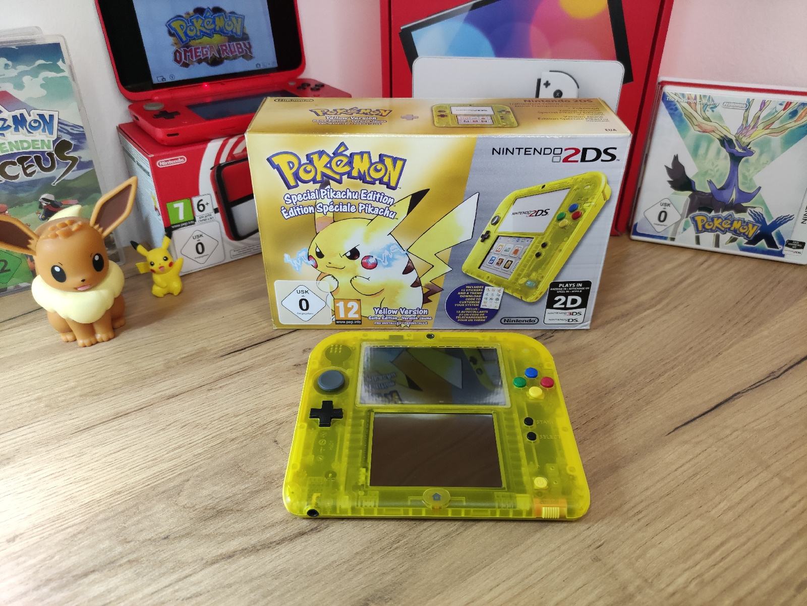 Nintendo 2DS Pokemon Yellow Pikachu Special Edition