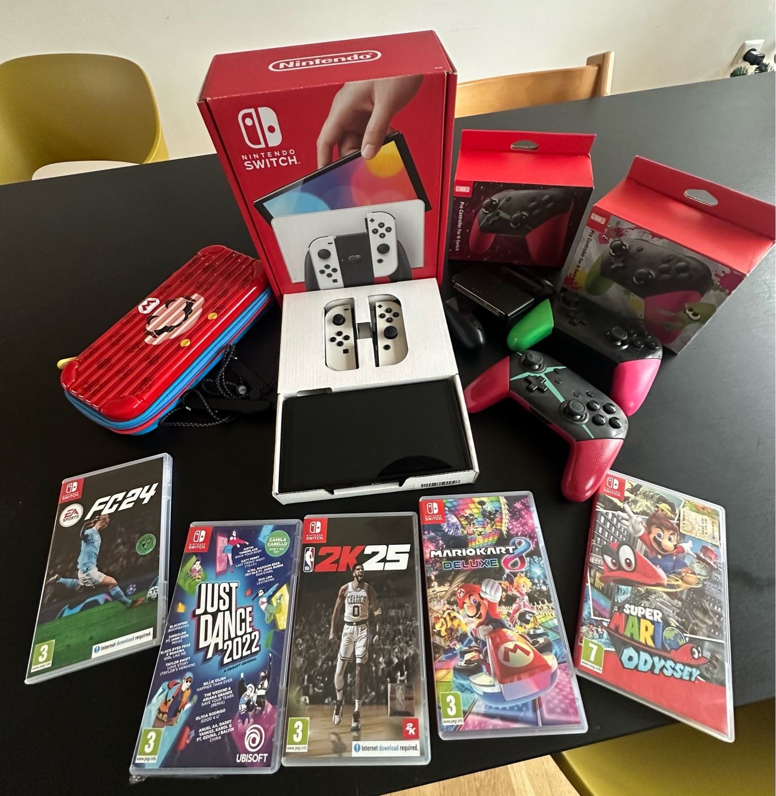 Nintendo Switch OLED