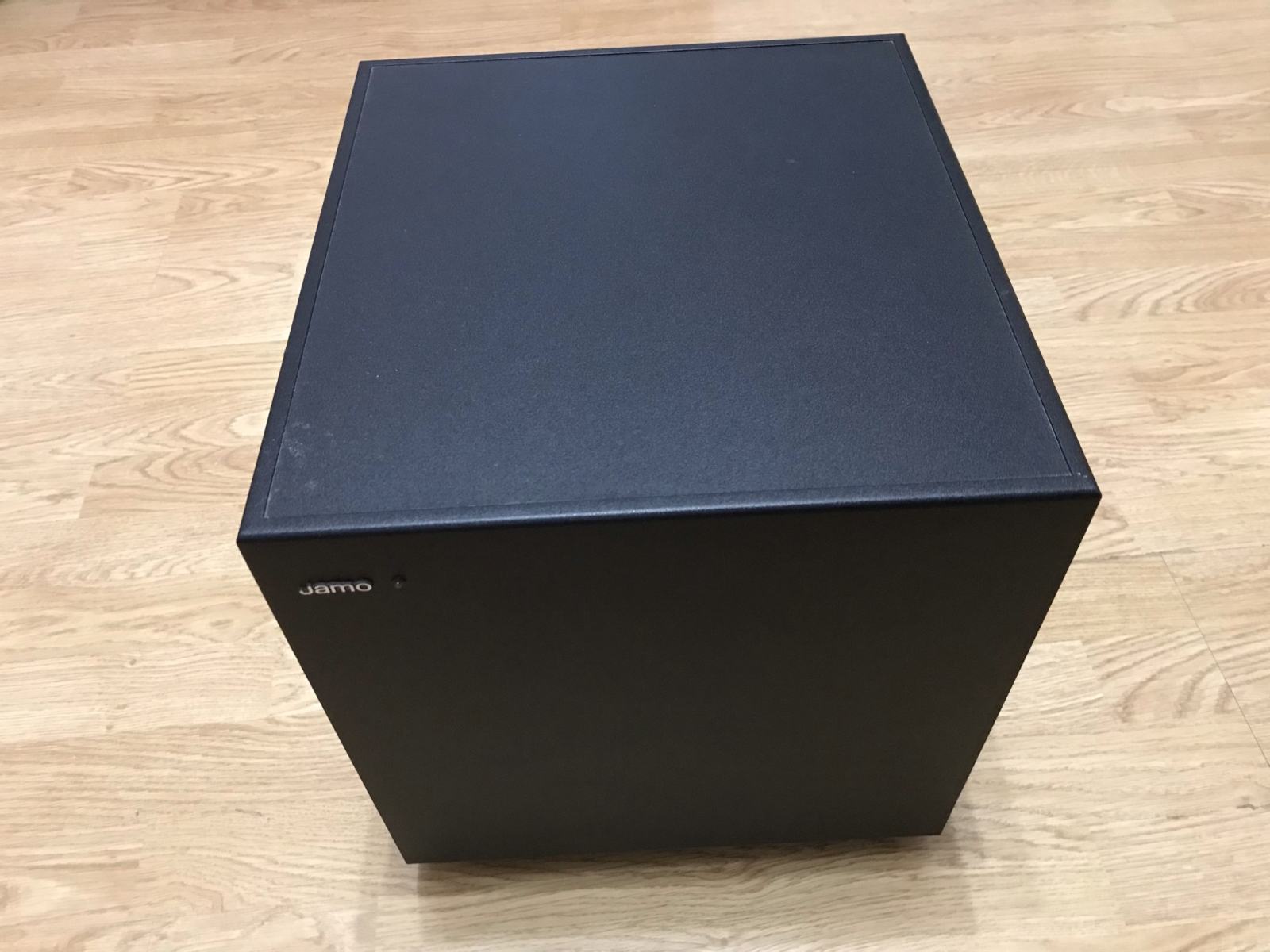 Aktiven woofer Jamo A 3sub.1