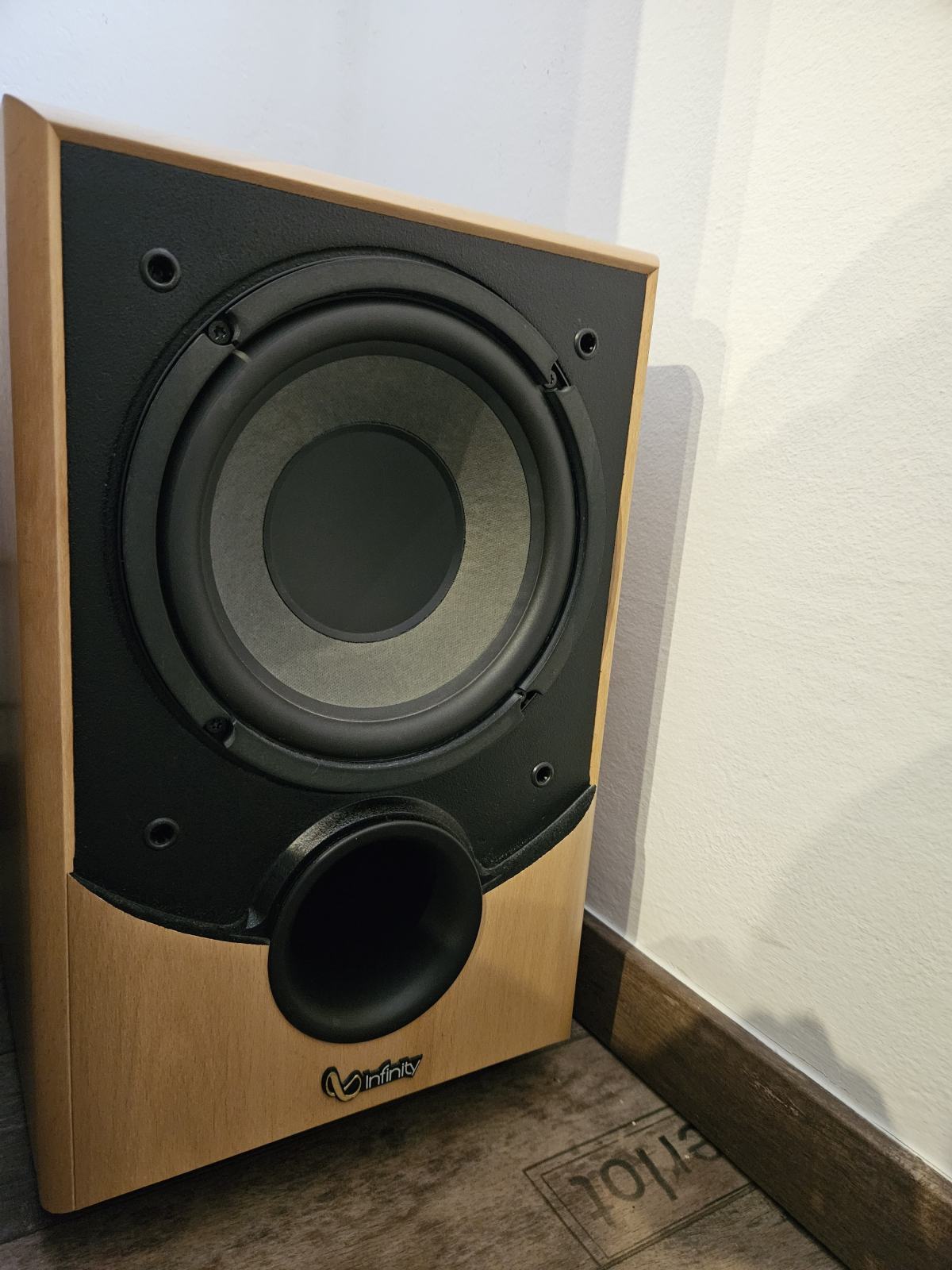 Kvalitetnejši aktivni subwoofer - sub INFINITY ALPHA - Made in Denmark