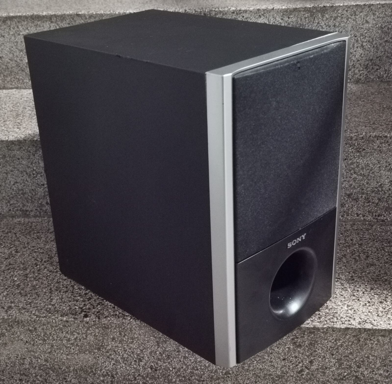 Subwoofer Sony 150W