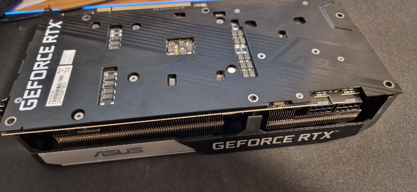 Asus Dual GeForce RTX™ 3070 OC Edition