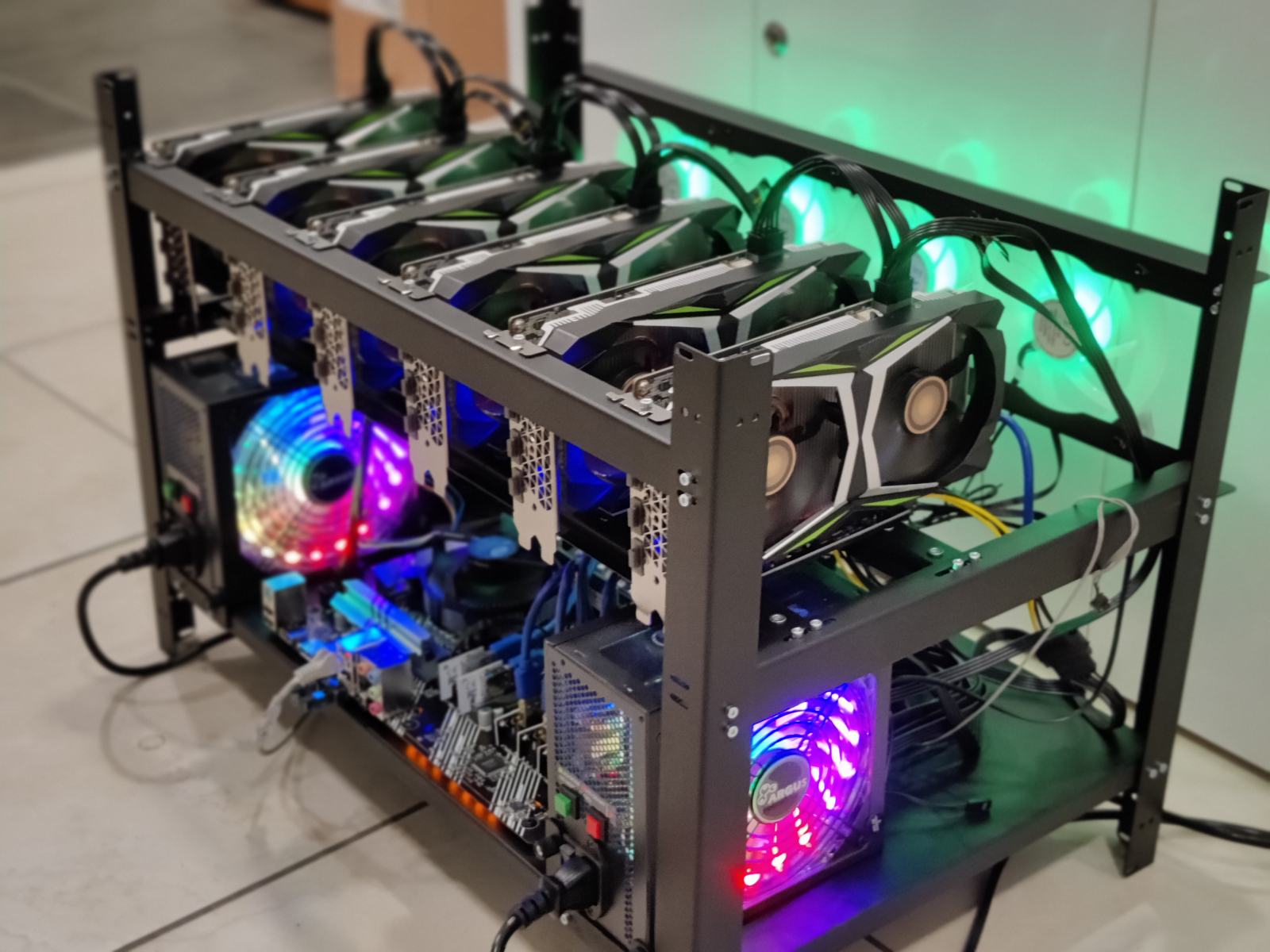 NOV PROFI mining Rig z 8x Nvidia Geforce 1660Ti!