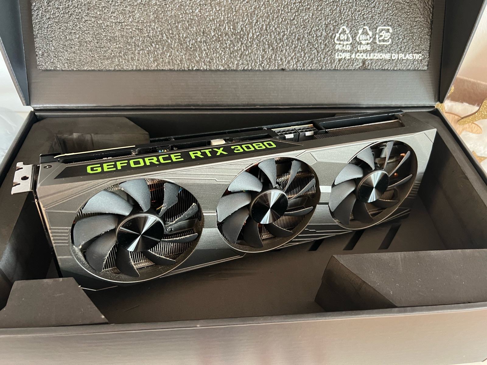 Nvidia GeForce RTX 3080 10GB Lenovo Legion, Graficna kartica