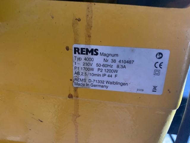 Rezalnik navojev REMS MAGNUM 4000