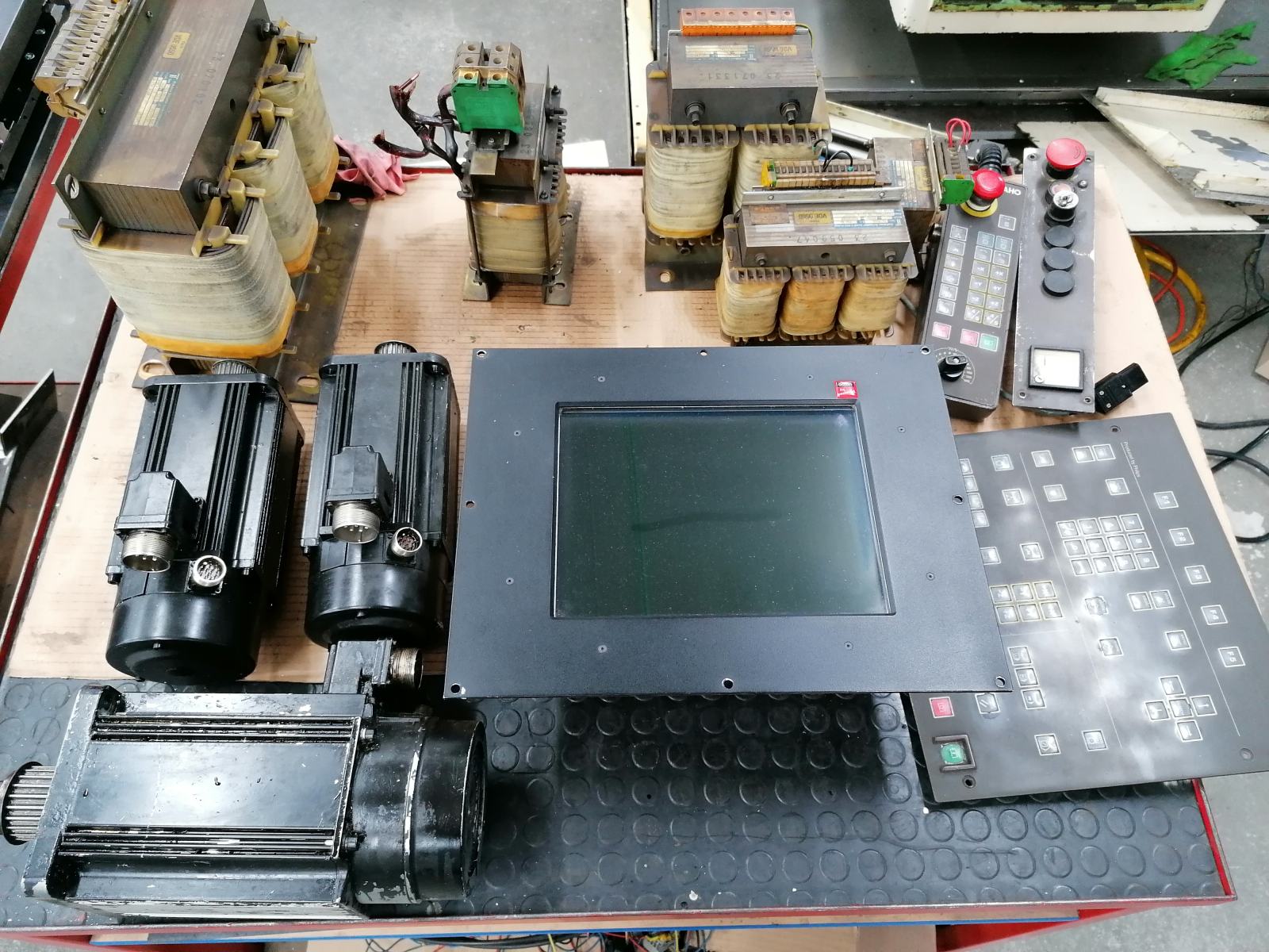 MAHO MH 600S komplet elektronika in motorji