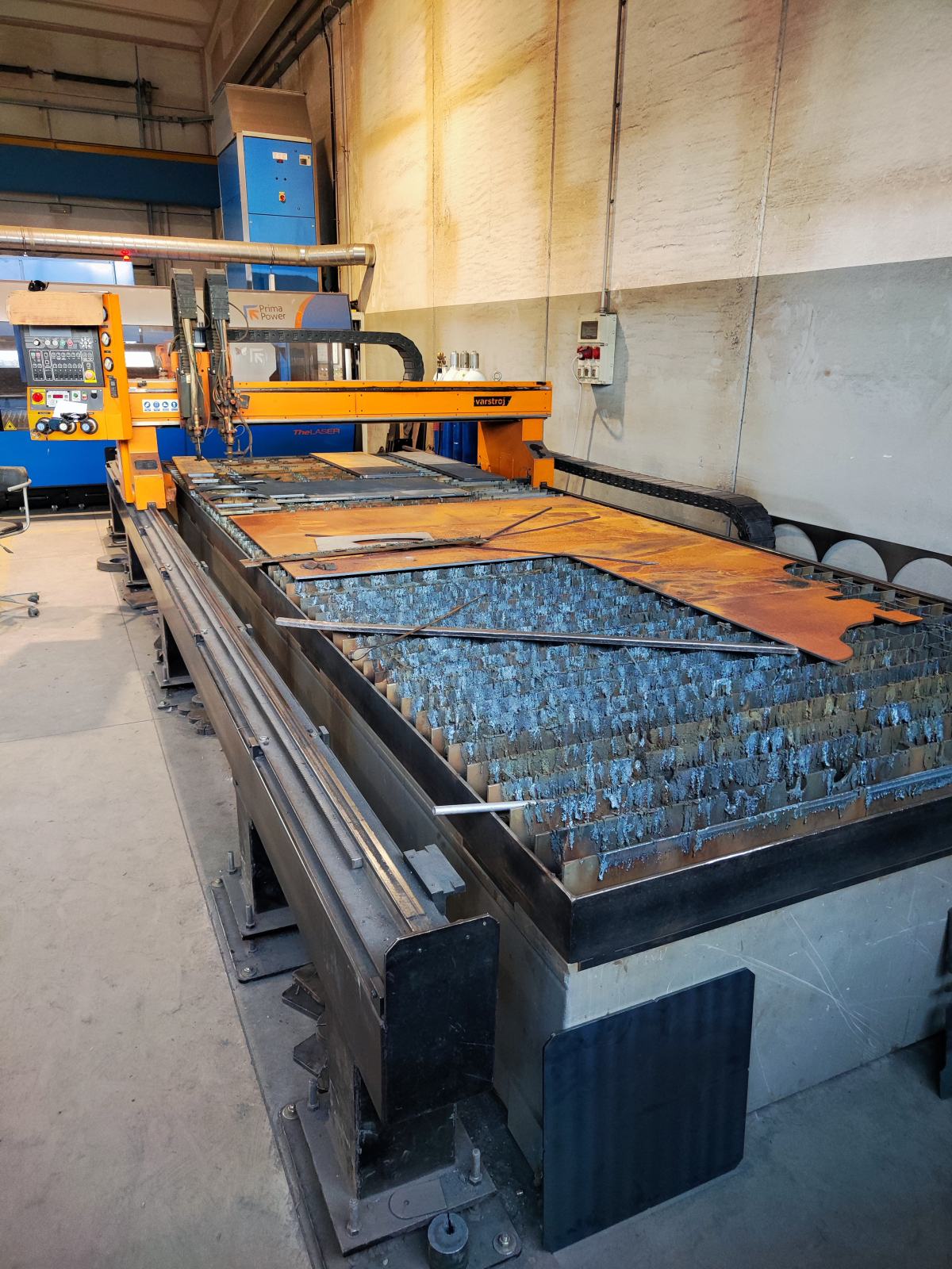 Plazemski rezalnik VARSTROJ VARCUT 2009