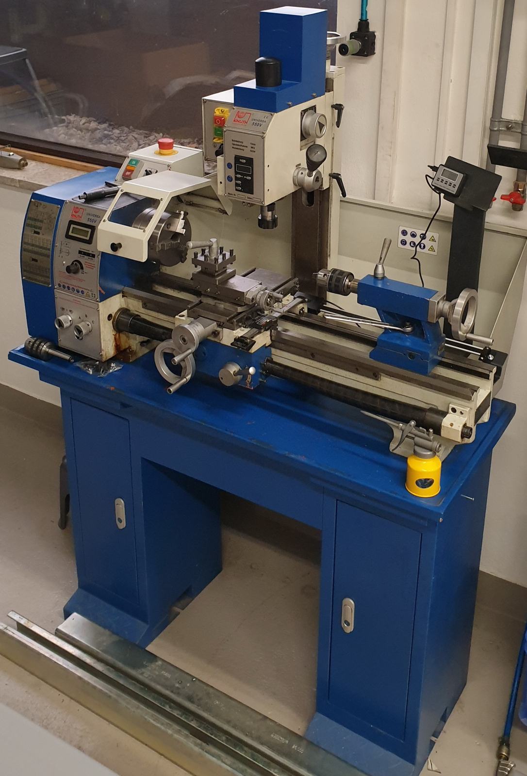 Stružnica Knuth Universa 550 z rezkalno enoto in podstavkom