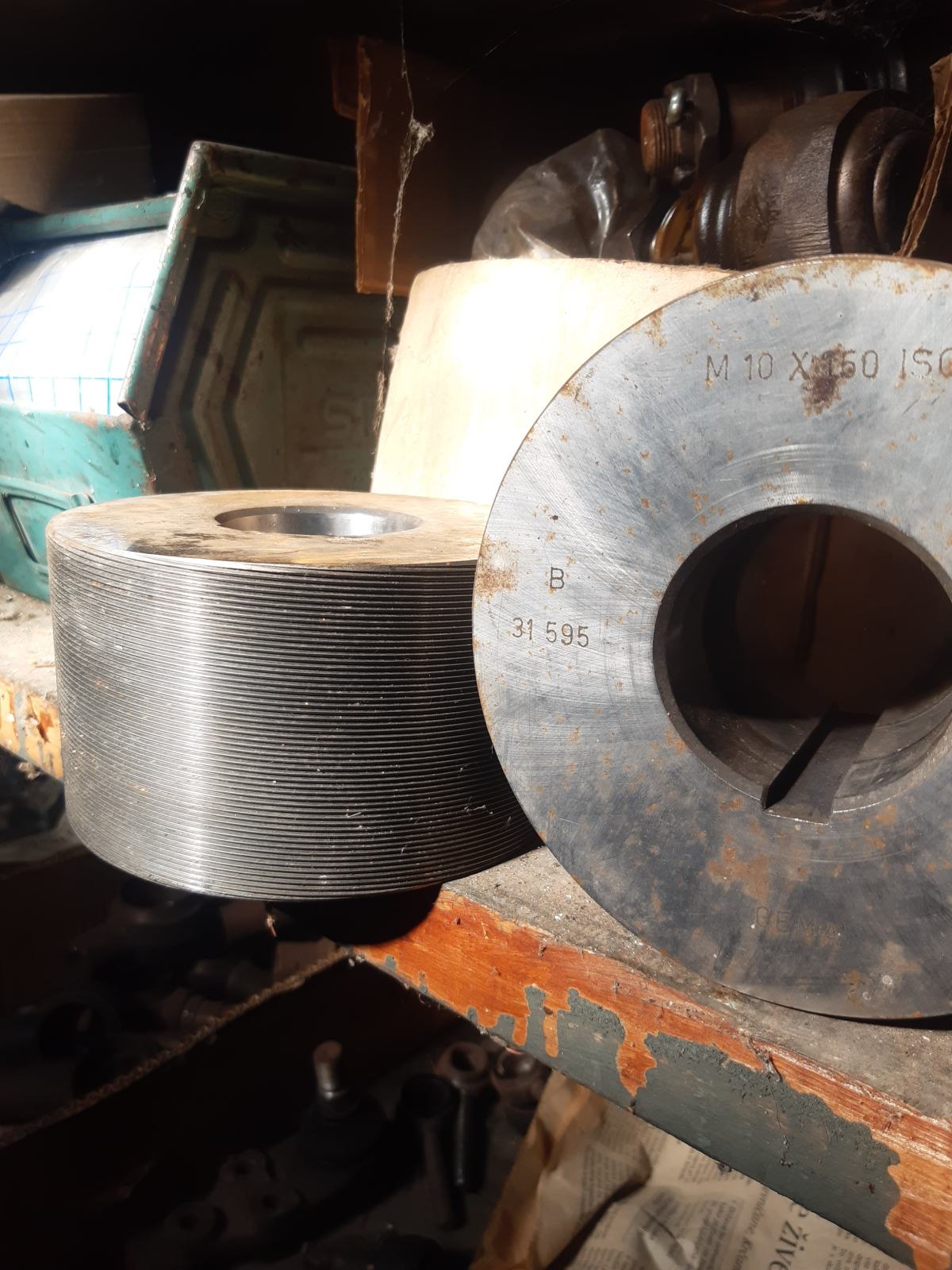 Valji za valjanje navojev M10