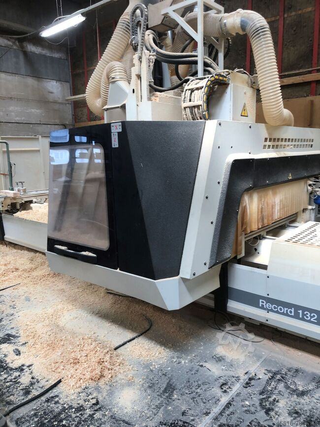 5-osni CNC stroj SCM