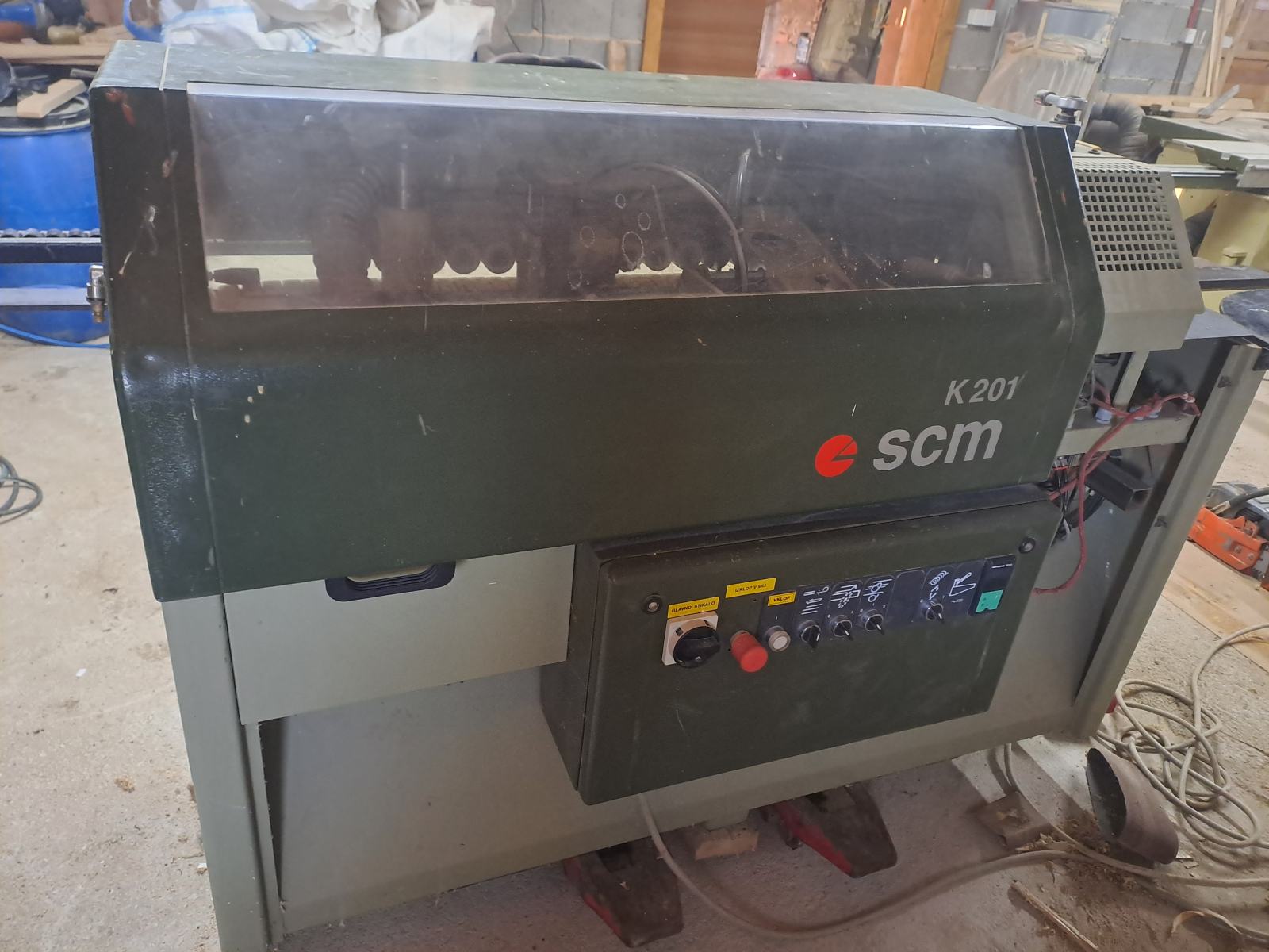 Robna lepilka scm k 201