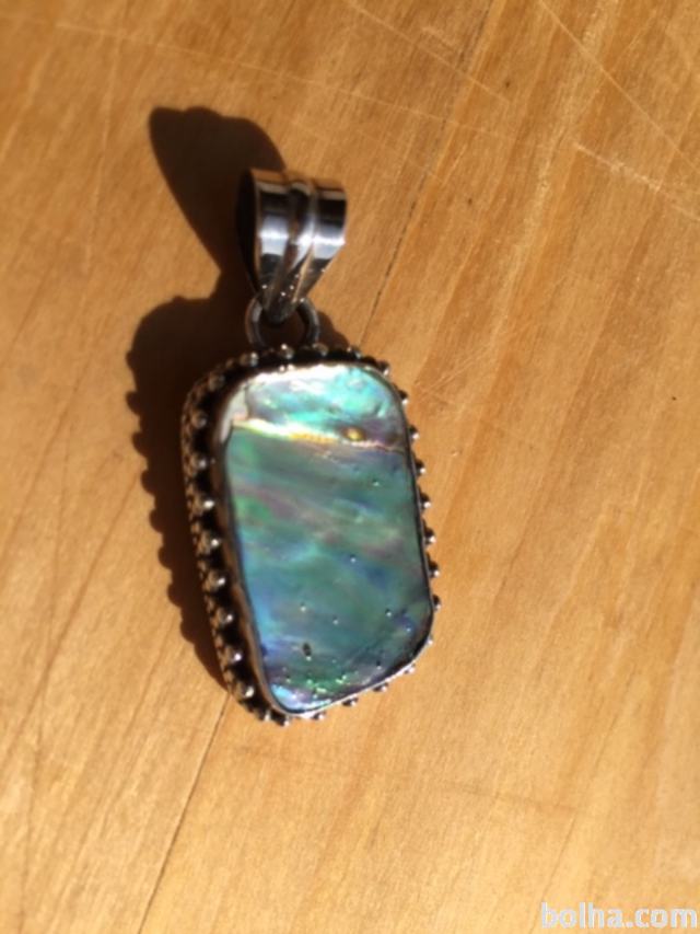 Obesek iz srebra 925, biserna matica