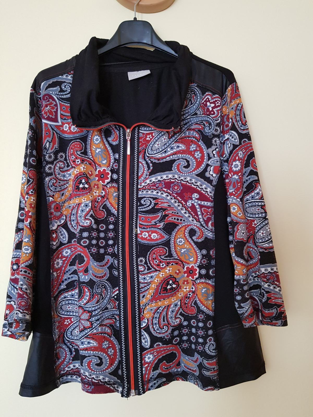 CANDA ČRNO PISANA VISKOZNA TENKA JOPICA L/XL