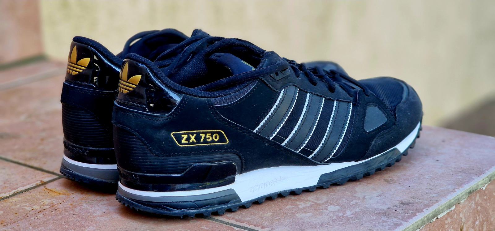 Adidas Originals ZX 750 Black & Gold