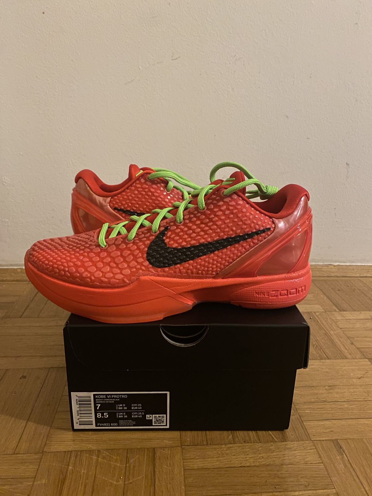 Kobe 6 Reverse Grinch