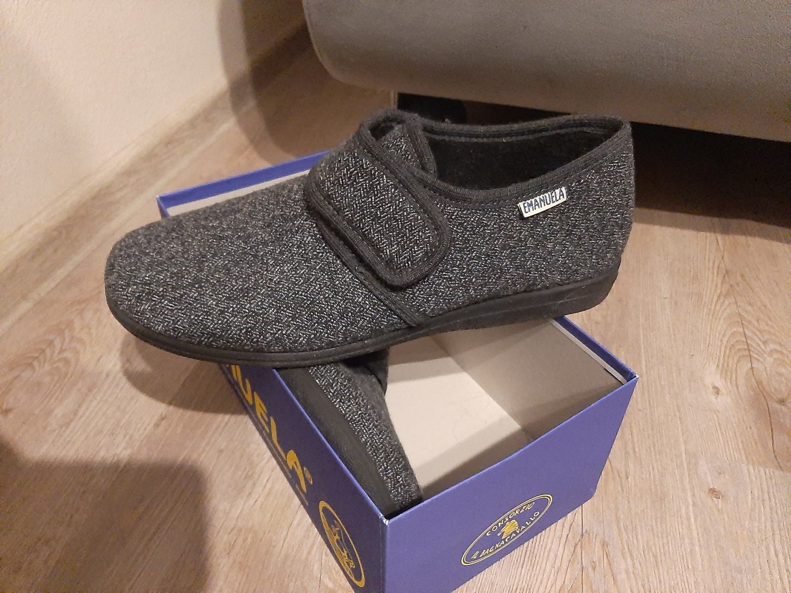 Moški copati za starejše
