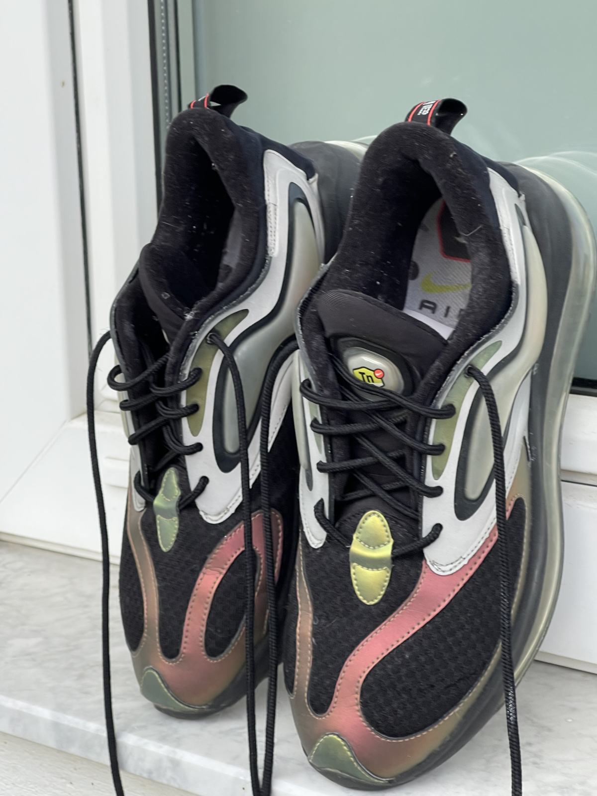 Nike Air Max Zephyr Loosely