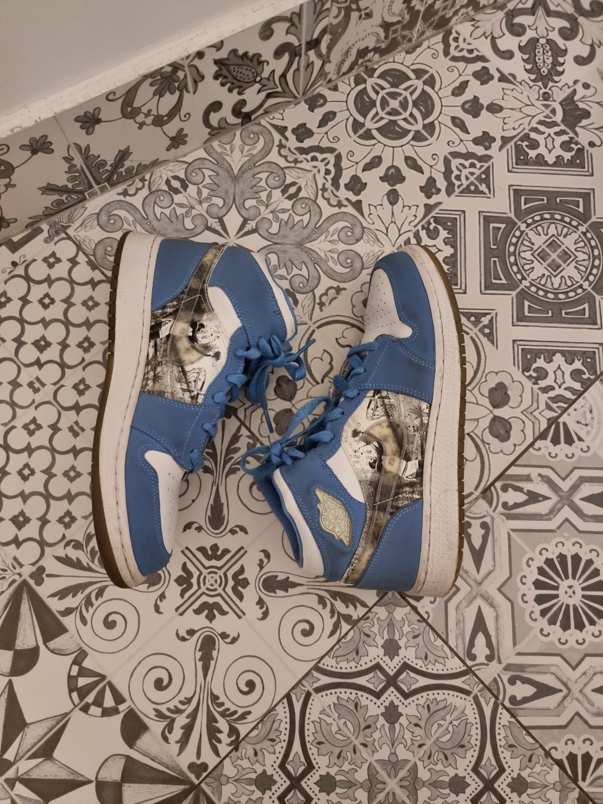 Air Jordan 1 Retro Alpha