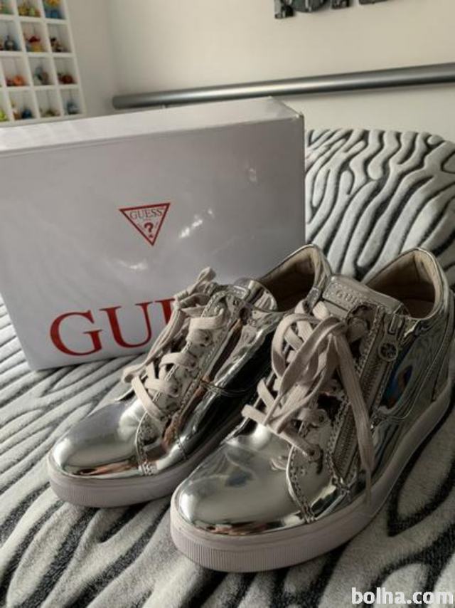 NOVE GUESS superge