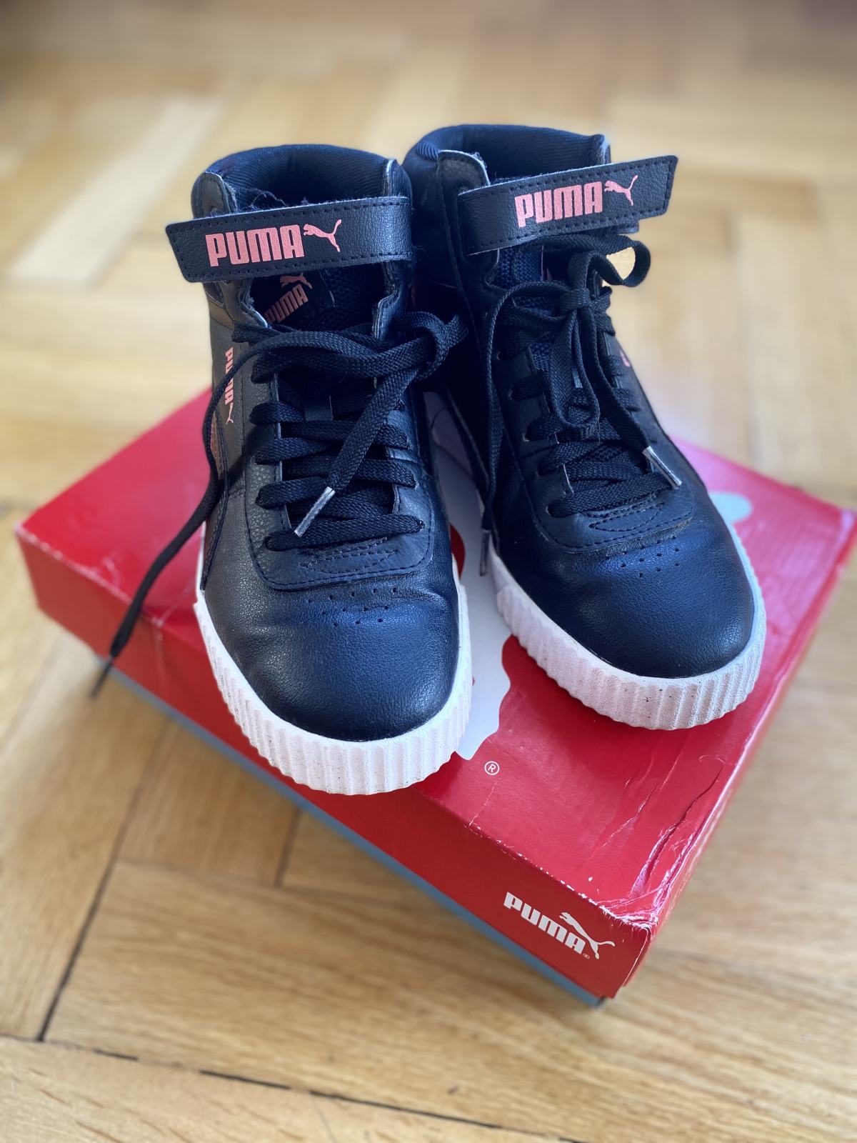 Puma visoke superge št. 38