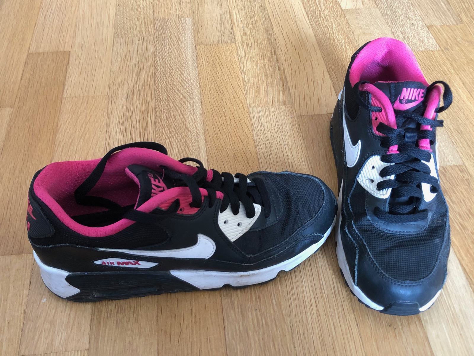 Teniske Nike Air max št. 38