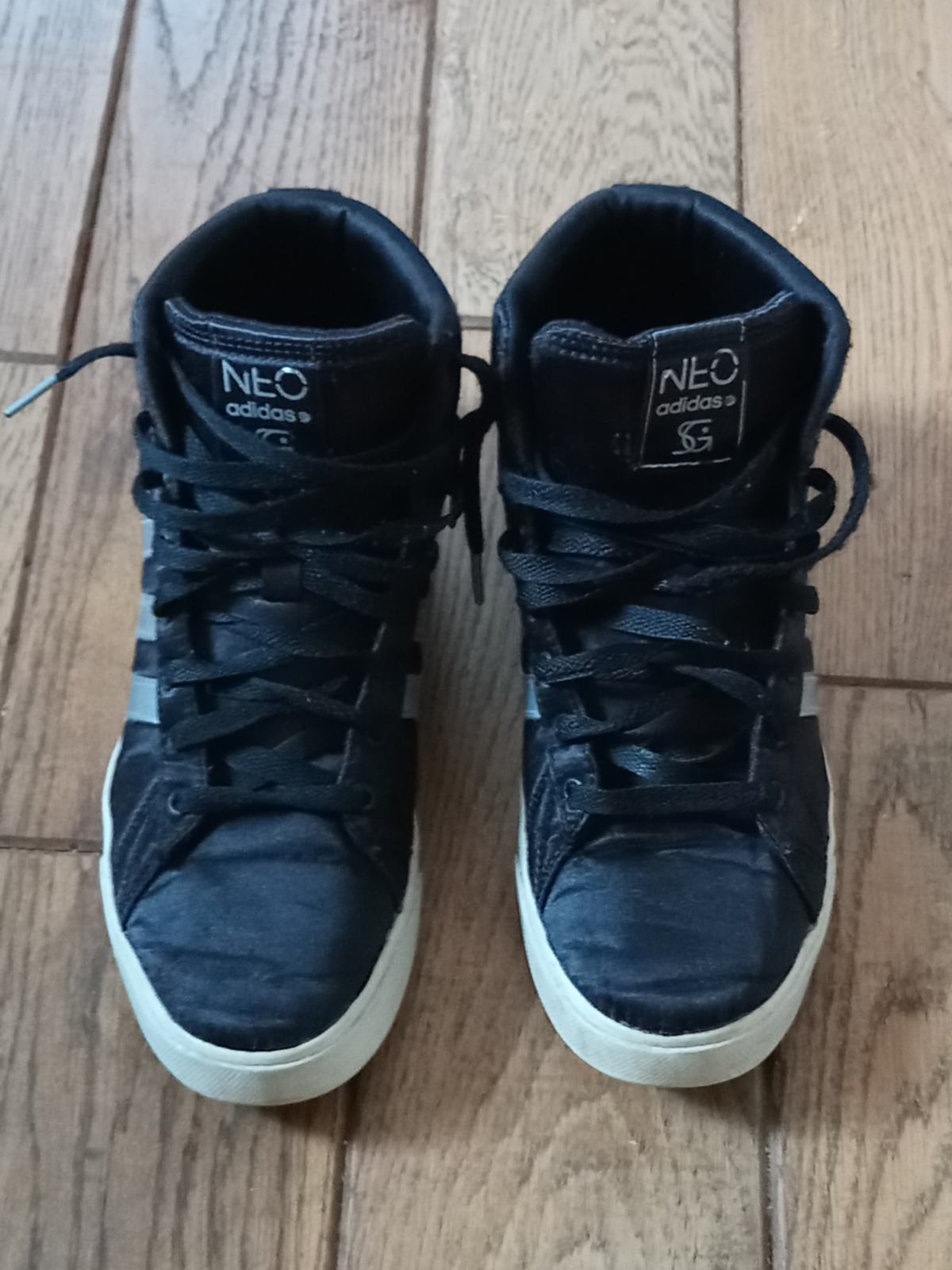 Visoke superge št.38.Adidas