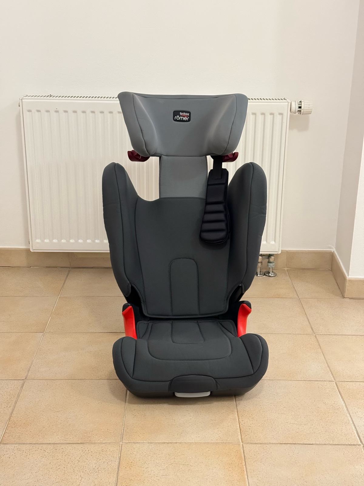 Otroški avtosedež Britax Romer Kidfix XP 15 kg - 36 kg